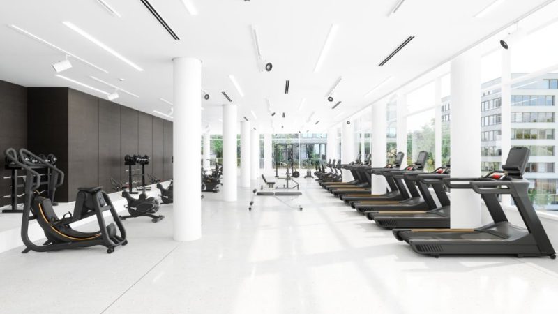 What are Commercial Gyms - GymNstrength